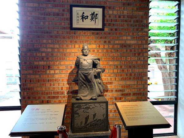 Poh San Teng Temple > Hang Li Po Well > Melaka Warrior Monument