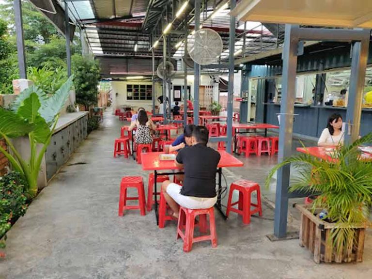 McQuek's Satay Celup - Melaka