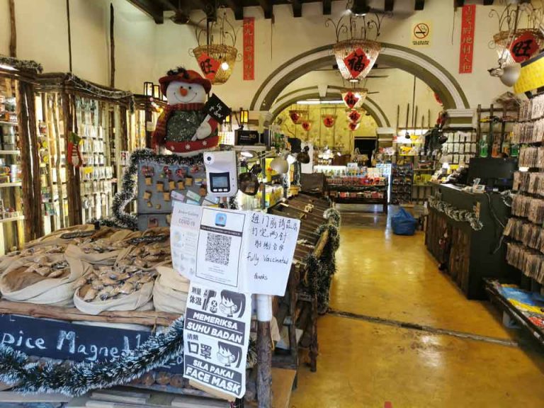 Jonker Gallery - Souvenir, Ladies’ Accessories, Fashion > Melaka