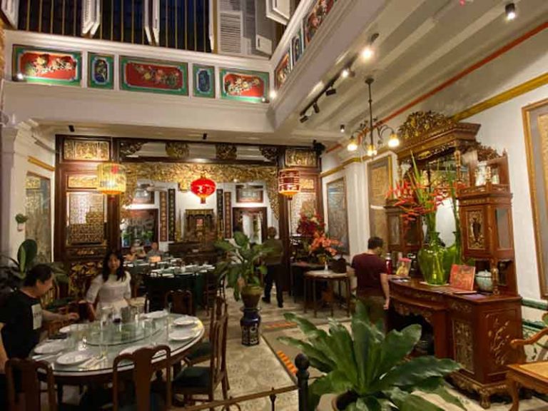 Peranakan Mansion 僑生府 – A Non Halal Nyonya Restaurant at Melaka